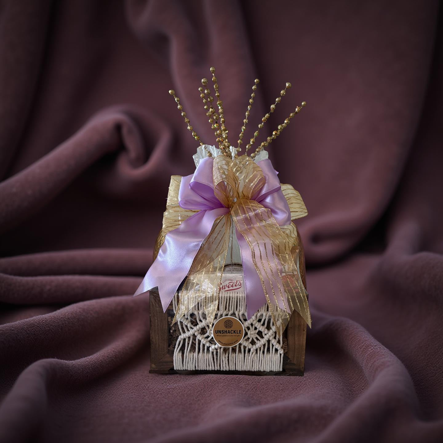 A Touch of Gold – Because They Deserve to Shine – UNSHACKLE